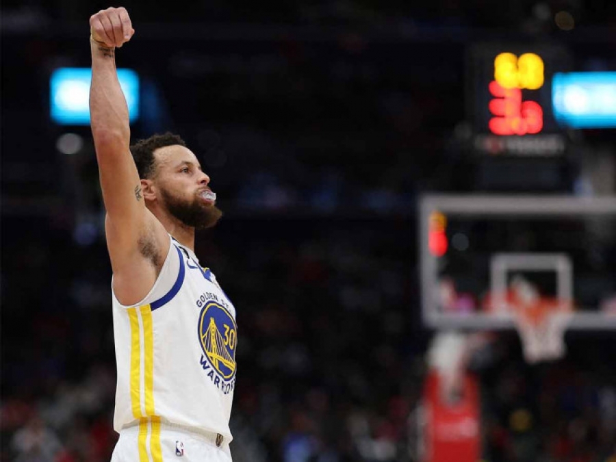 Stephen Curry luce con Golden State y 'hechiza' a Washington